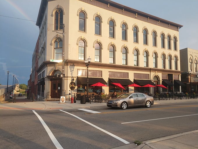 Jake's Old City Grill occupies a gorgeous historic corner building that's seen Saginaw change while the quality inside remains constant.