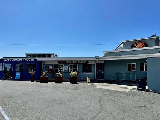Sam's Chowder House's blue exterior blends perfectly with the Half Moon Bay sky. Ocean views and chowder – a match made in California heaven!