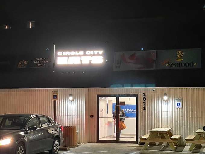 Circle City Eats' simple metal building proves great seafood doesn't need fancy digs – just fresh ingredients and serious skills.