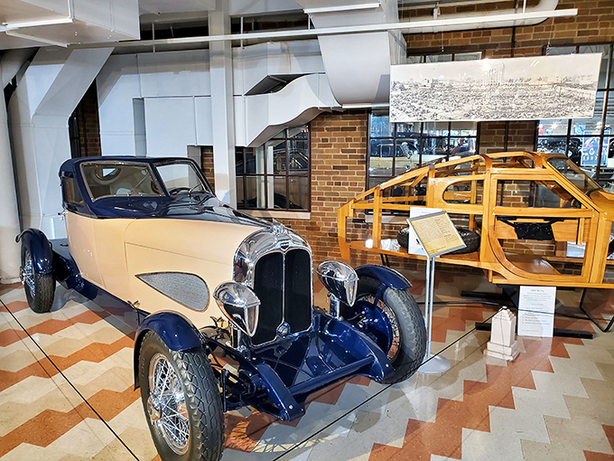 Part boat, part car, all style—the Auburn Cabin Speedster reminds us when designers sketched dreams instead of focus-grouping practicality. Pure automotive theater.
