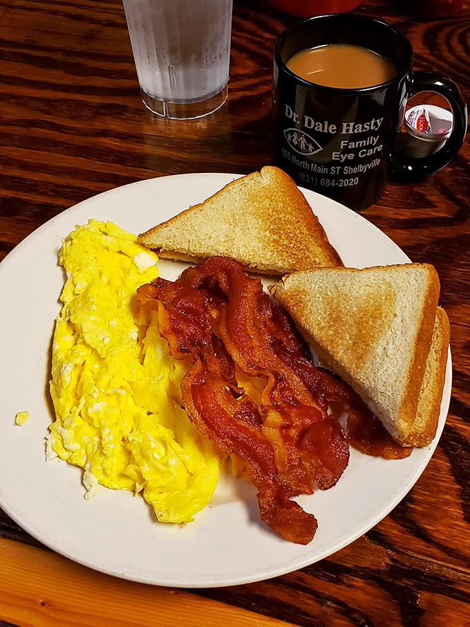 Scrambled eggs that actually taste like eggs, bacon with the perfect crisp-to-chew ratio, and toast buttered all the way to the edges—breakfast nirvana exists!