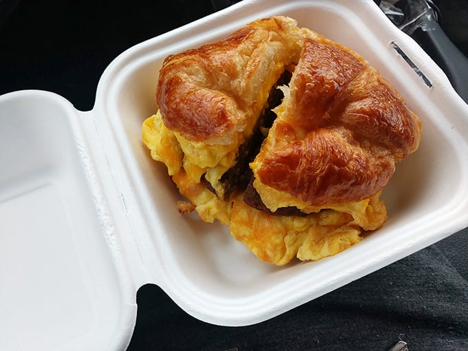 Breakfast sandwiched between buttery croissant layers—proof that mornings can actually be something to look forward to.