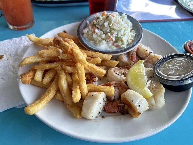 This Carolina seafood plate doesn't need fancy presentation—the freshness speaks for itself. That squeeze of lemon is just the exclamation point.