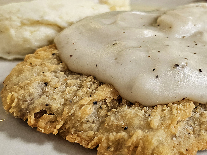 Country fried steak so generous, it needs its own zip code – and that gravy deserves a standing ovation.