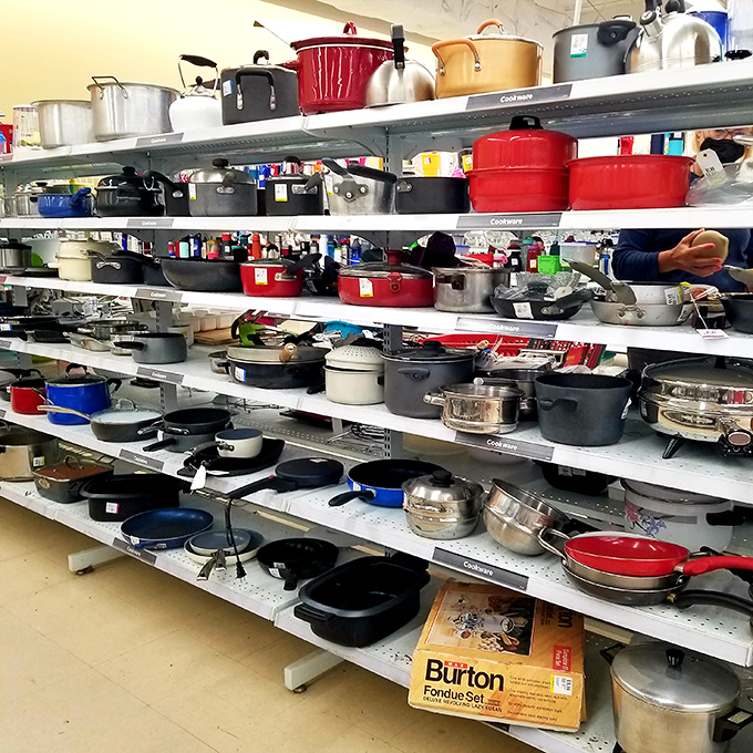 Cast iron dreams and Le Creuset schemes fill the cookware aisles. That vintage fondue set might just inspire your next dinner party—or at least some 70s nostalgia.