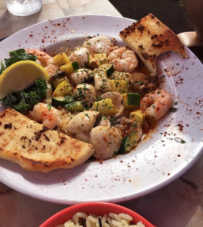 Pasta loaded with Gulf treasures that transforms a simple dish into an oceanic celebration of flavors.