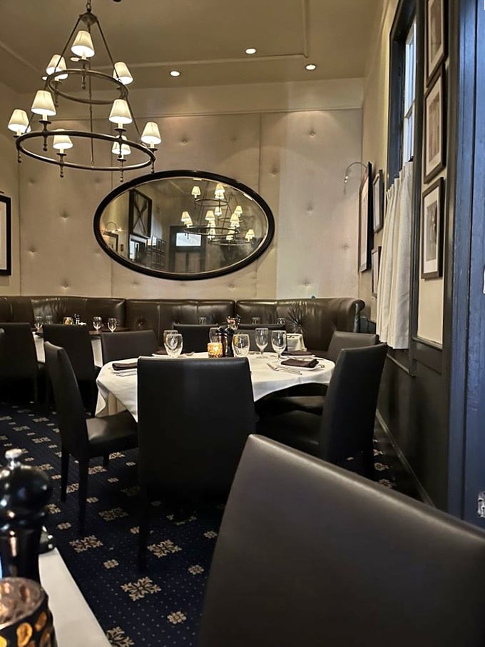 Elegant lighting, padded walls, and perfect table settings – it's like dining in a jewelry box designed for adults with sophisticated taste.
