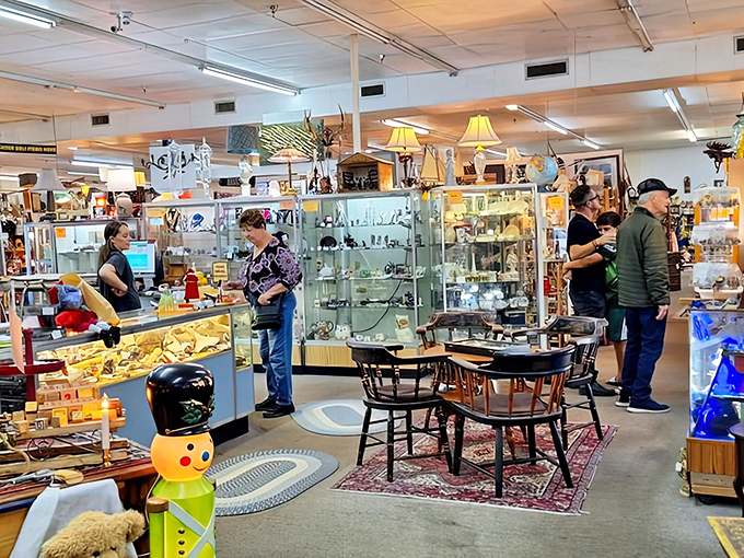 The heart of any great antique mall isn't just the merchandise – it's the community of collectors, browsers, and storytellers sharing their passion.