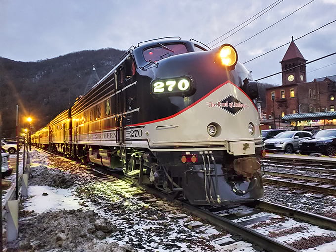 Engine 270 cuts a dashing figure against the winter landscape, like James Bond in a tuxedo who happens to weigh several hundred tons.