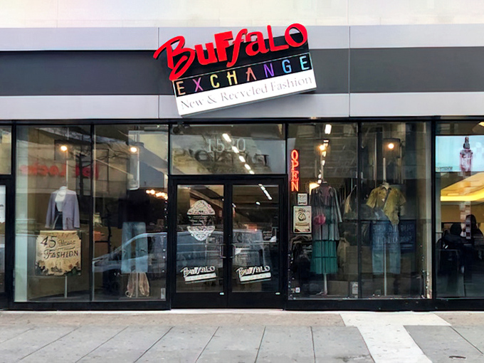 City thrift meets boutique style - where urban sophistication doesn't break the bank account.