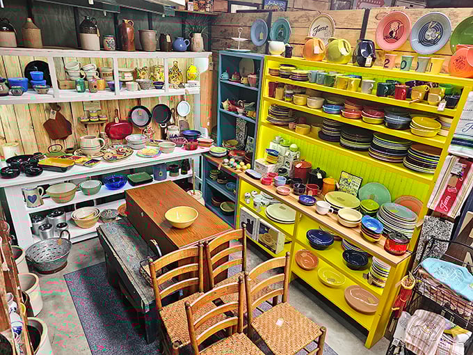 Warehouse Antique Mall's organized chaos is like your eccentric aunt's collection—if she had industrial-sized storage and impeccable taste.