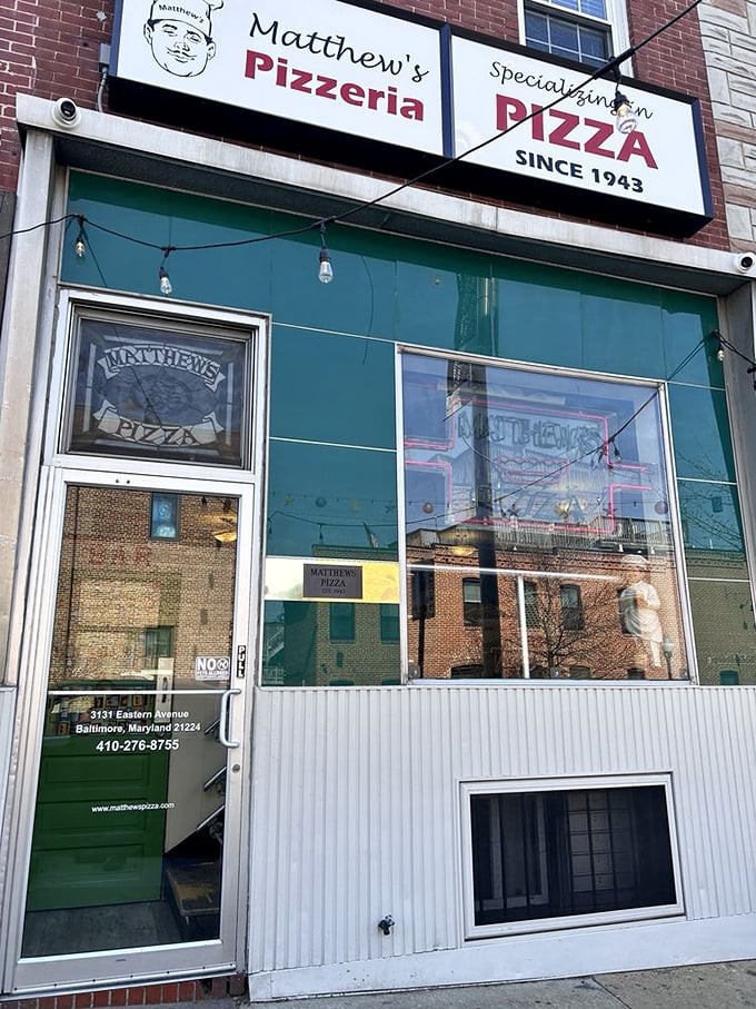 The classic signage of Matthew's Pizzeria speaks of pizza history. Those windows have witnessed decades of "mmm" moments and pizza perfection.