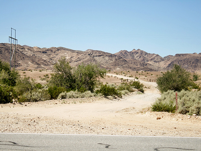 The road less traveled often leads to the best views. Blythe's surrounding desert offers solitude seekers their own private slice of western panorama.