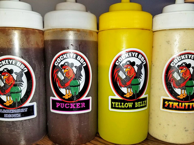 Their sauce lineup – from sweet to heat – stands ready like superheroes waiting to rescue your taste buds from ordinary flavor.