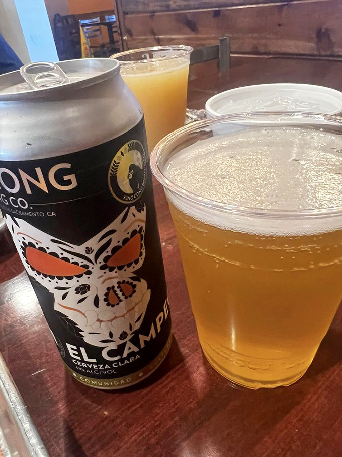 El Campeón beer pairs with smoky meats like Fred and Barney – a friendship destined for greatness. 