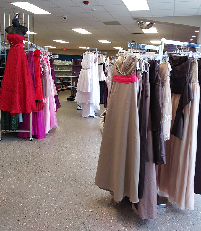 Formal dreams at informal prices—where prom night magic and special occasion elegance wait patiently for their next dance.