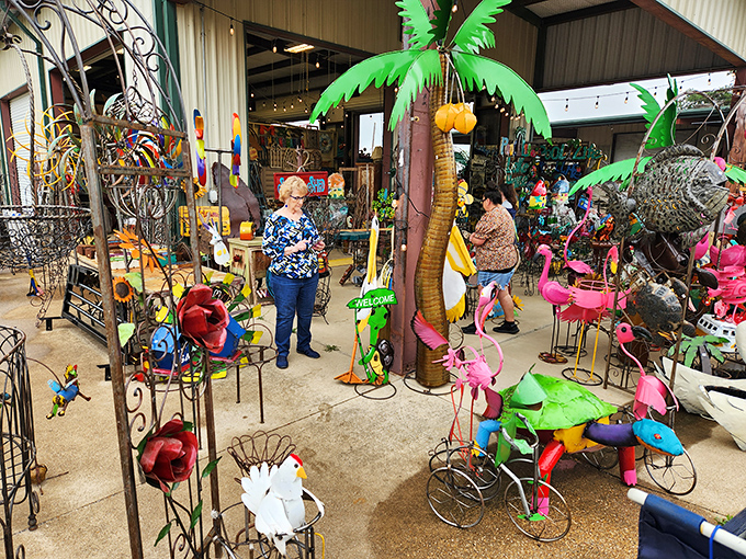 Flamingos, palm trees, and metal roosters – oh my! This garden art vendor proves everything really is bigger in Texas, including yard decorations.