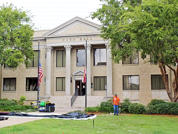 Leesburg's City Hall maintains that classic Florida municipal dignity—columns, flags, and all—without a hint of coastal pretension.
