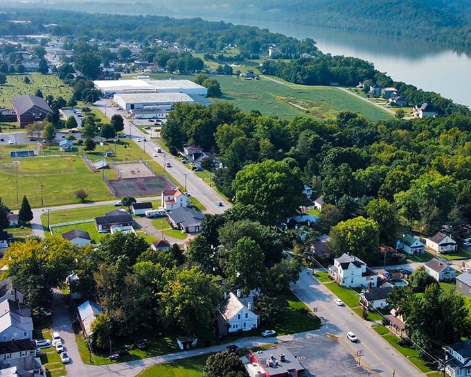 This charming Ohio river town blends peaceful neighborhoods, open green spaces, and scenic views along the water, capturing the essence of small-town Midwest life.
