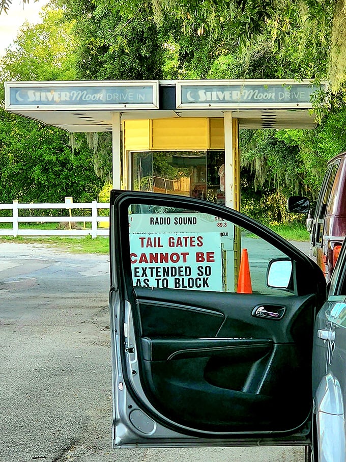 "Radio Sound" and rules about tailgates—the entrance booth offers a glimpse into drive-in etiquette for modern moviegoers.
