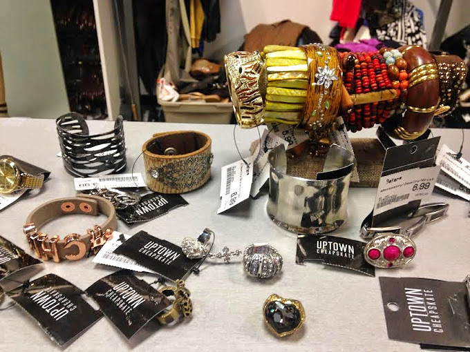 Jewelry that whispers "statement piece" without shouting "I maxed out my credit card" – affordability with extra sparkle included.