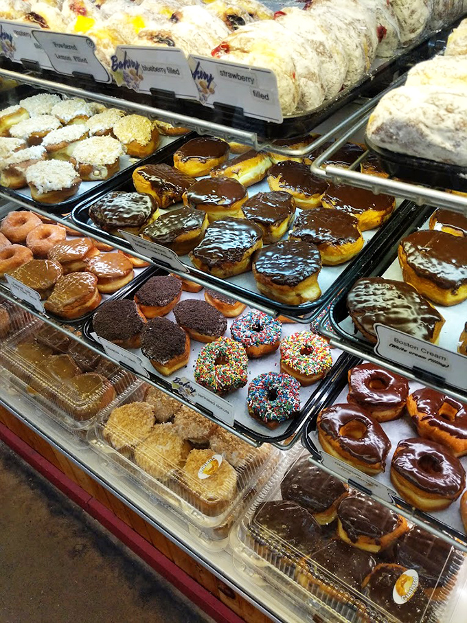 Pennsylvania Dutch pastry paradise. These donuts aren't just fried dough—they're edible joy rings that make diets disappear faster than magicians' rabbits.