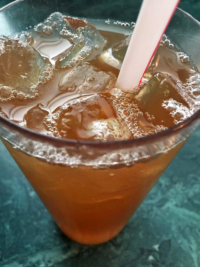 Sweet tea so perfectly brewed it deserves its own Instagram account. Those ice cubes are living their best life.
