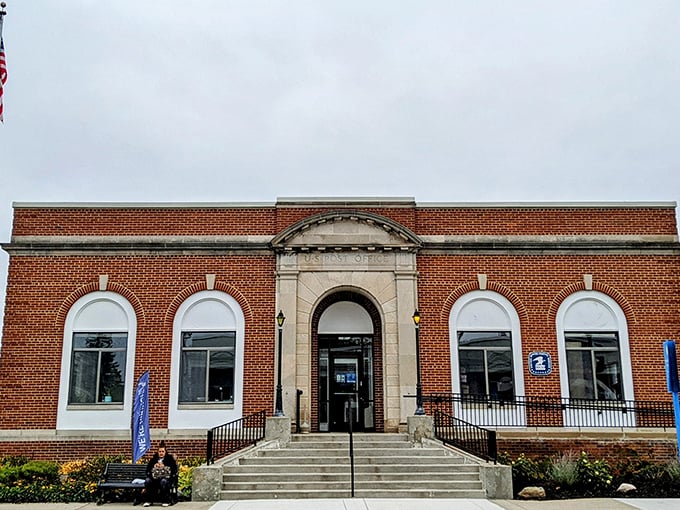 This isn't just a post office—it's a brick-and-mortar testament to when public buildings were designed to inspire rather than just function.