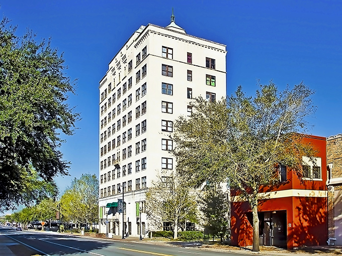 The blend of college-town energy and affordable living makes Gainesville a hidden gem for retirees who want culture without the cost.