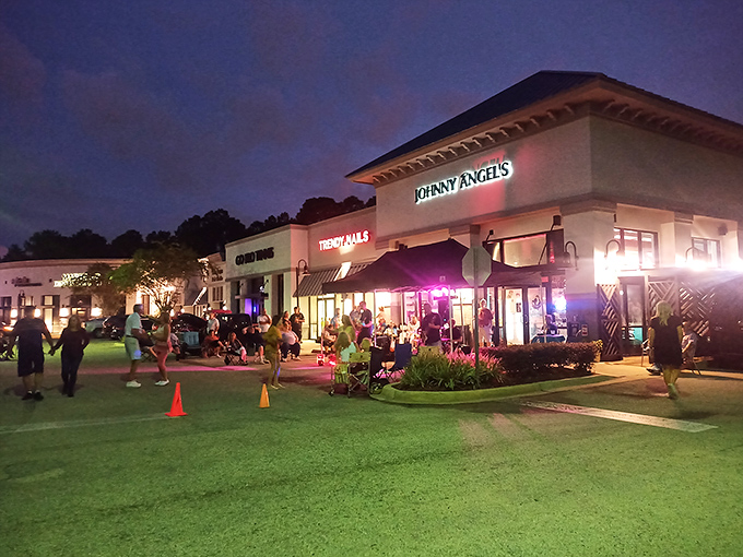 Modern shopping center location, timeless diner soul - sometimes the best surprises hide in plain sight.