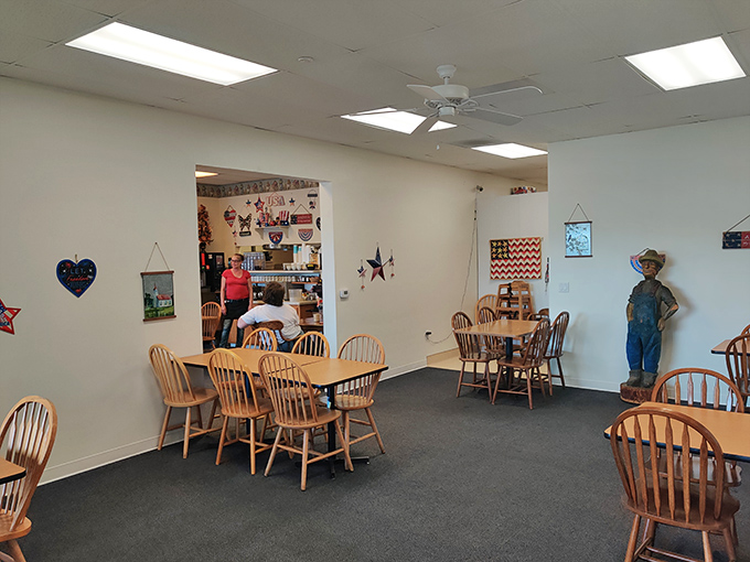 A dining room that feels like it's been waiting for you. The decor says "America" without shouting it—just like the best diners should.