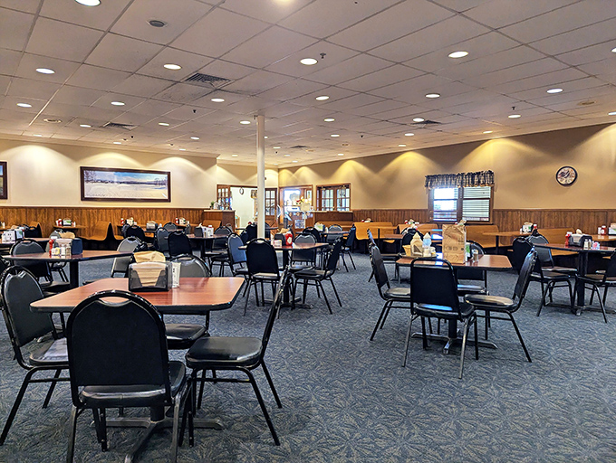 The dining room—where strangers become friends united by the universal language of "mmm" and "pass the gravy, please."