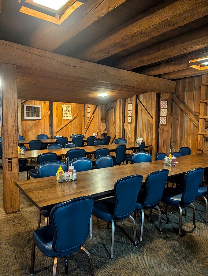 Where family reunions and business meetings find common ground—under wooden beams that have witnessed countless "I'm too full but let's see the dessert menu" moments.