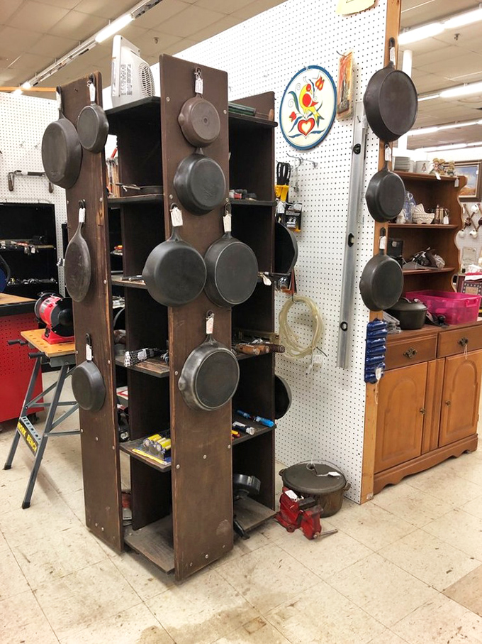 Cast iron paradise! These seasoned beauties have probably fried more eggs and flipped more pancakes than most short-order cooks in their lifetime.