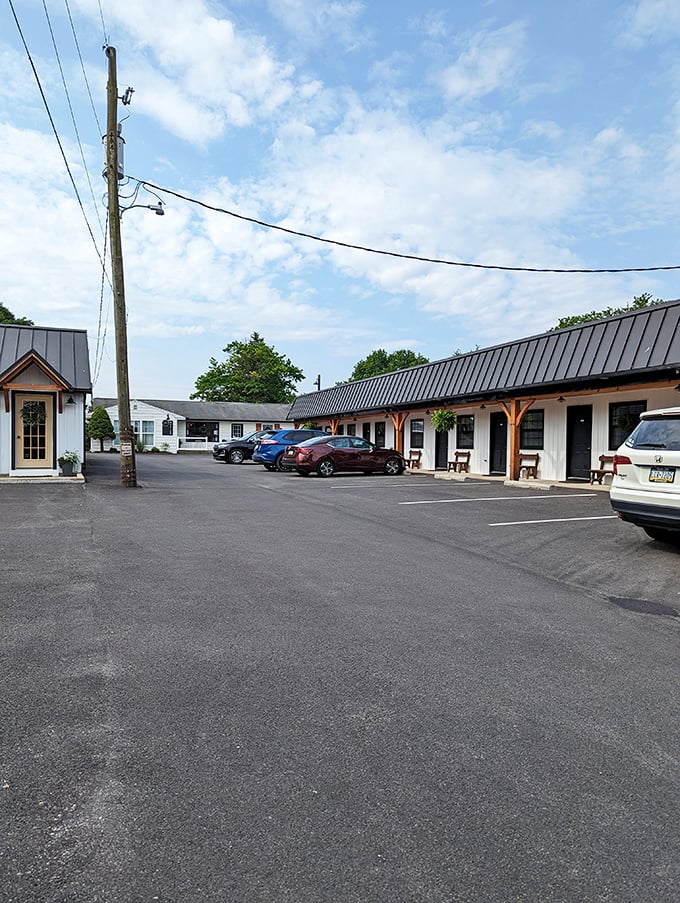 The Carriage House motel offers simple comforts with its classic Americana design—no frills needed when you're surrounded by such picturesque countryside.