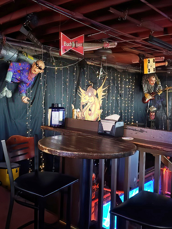 Eclectic décor that says, "We're serious about fun." Where else can you dine with mannequins playing instruments above your head?
