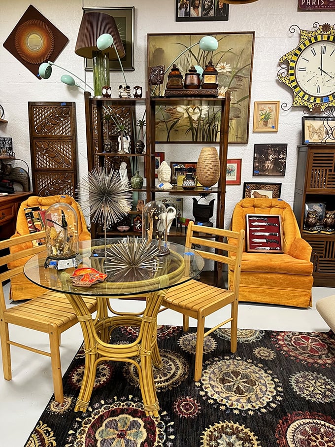 The perfect rattan dining set waits patiently for its next chapter—perhaps on your Florida lanai with mojitos at sunset.