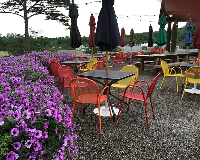 Mountain views and outdoor seating prove that great barbecue tastes even better with fresh air accompaniment.