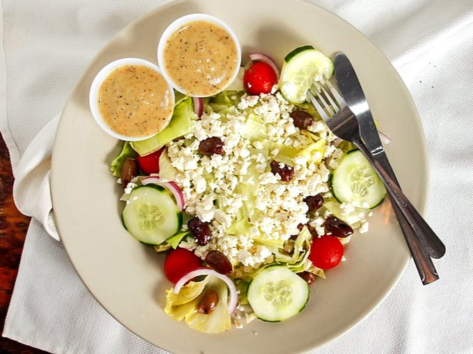 Even the salads at Hamburger Inn mean business – fresh, generous, and absolutely zero pretension. No sad desk lunch vibes here.