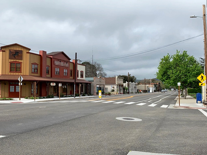 Los Alamos: Cowboys meet foodies on this frontier town main street. The wooden buildings might be old-school, but what's cooking inside is cutting-edge delicious.