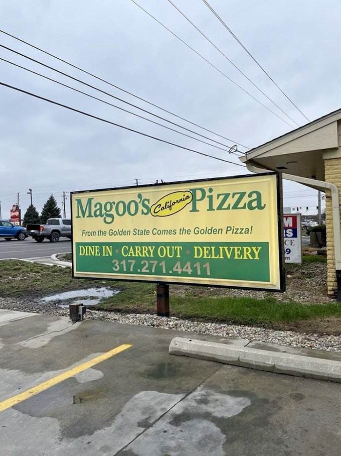"From the Golden State Comes the Golden Pizza" – Magoo's sign makes a bold promise it absolutely delivers on.