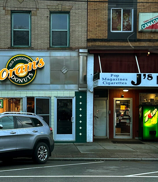 cake donuts shop pennsylvania ftr