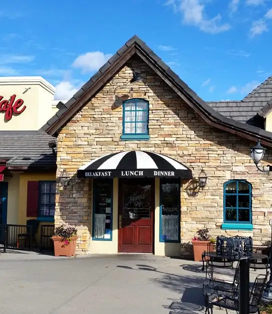 chicken waffles cafe ohio ftr
