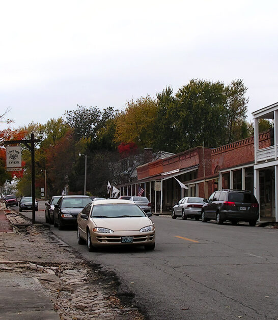 missouri-picturesque-town-drive ftr