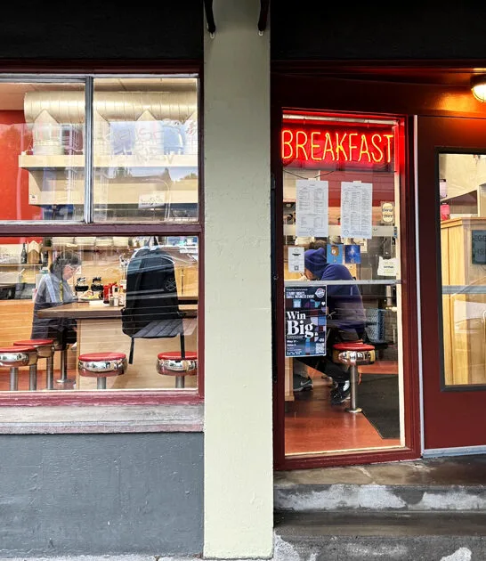retro coffee shop oregon ftr