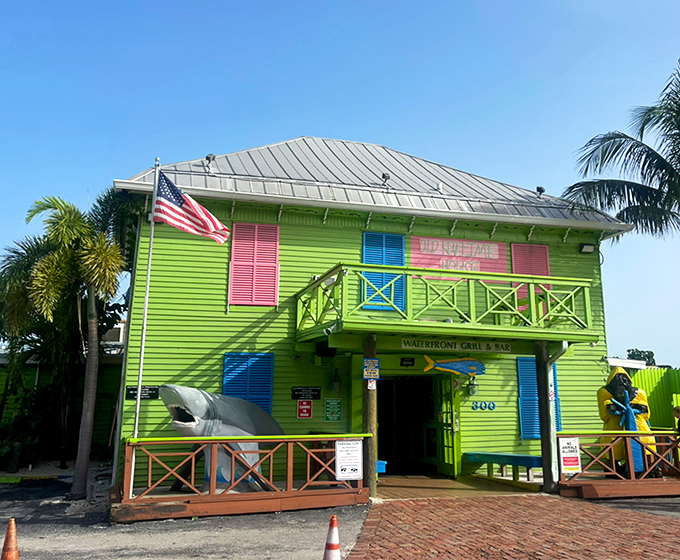 That bright green exterior isn't just eye-catching – it's practically shouting "authentic Florida seafood lives here!"