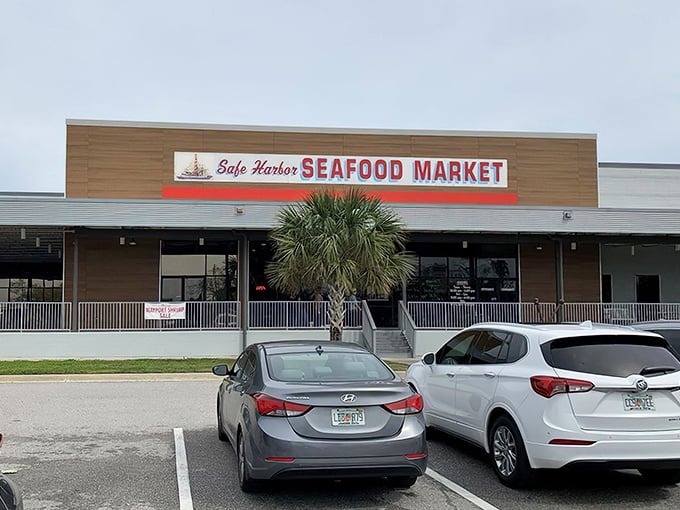 This unassuming spot has been causing traffic jams of hungry Floridians since before GPS was invented.