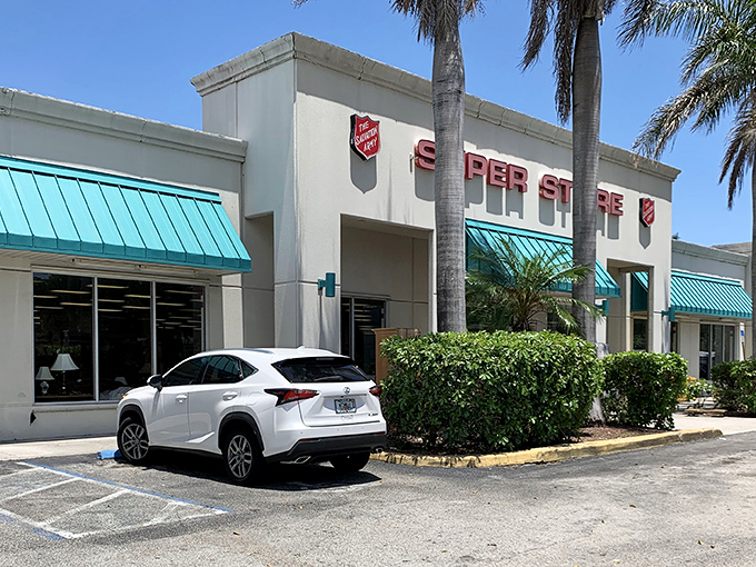 Palm trees stand guard outside this bargain hunter's paradise, where the Florida sun glints off the "Super Store" sign like a beacon of thrifty hope.