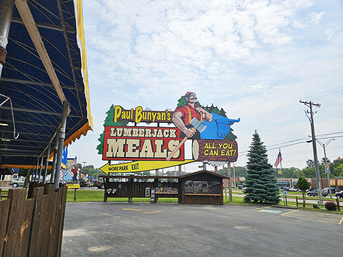 That sign isn't just advertising – it's a Wisconsin Dells landmark promising the kind of meal that requires a post-feast nap and zero regrets.