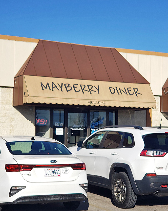 The modest exterior of Mayberry Diner promises no frills, just honest food – like finding a $20 bill in last year's winter coat. 